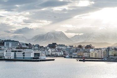 Velkommen - Mer miljøvennlig frakt av gods | Nor Lines